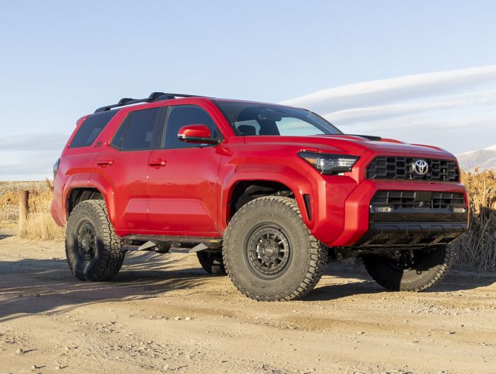 READYLIFT 3'' SST Lift Kit - 25 - 26 Toyota 4Runner & 24-26 Land Cruis ...