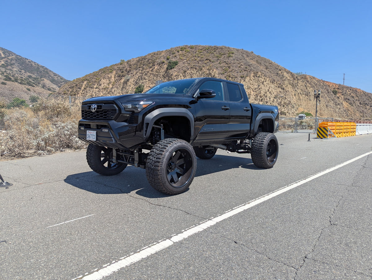PRE-ORDER BULLETPROOF SUSPENSION 2024 - 2025 TACOMA 10″ 12” Lift Kit O ...